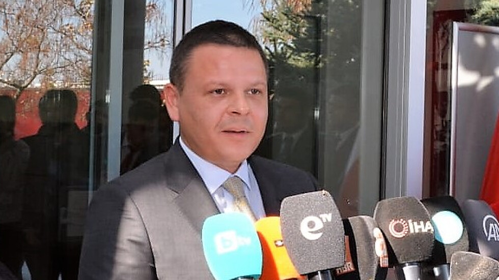 Транспортният министър Концесията на Летище „София” може да бъде прекратена Политика